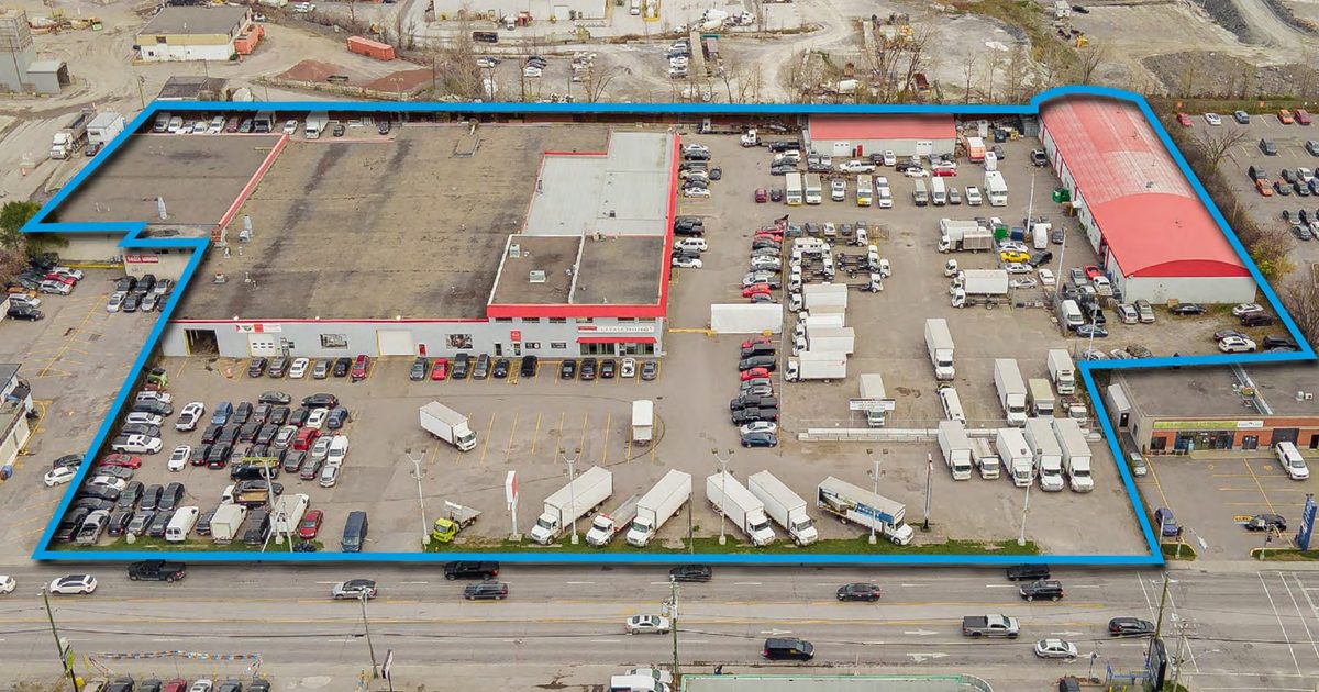 Car company looks for new driver to take wheel of its Laval HQ - Green ...