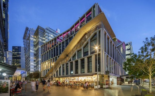 Lendlease confirms JV with the Crown Estate - Green Street News