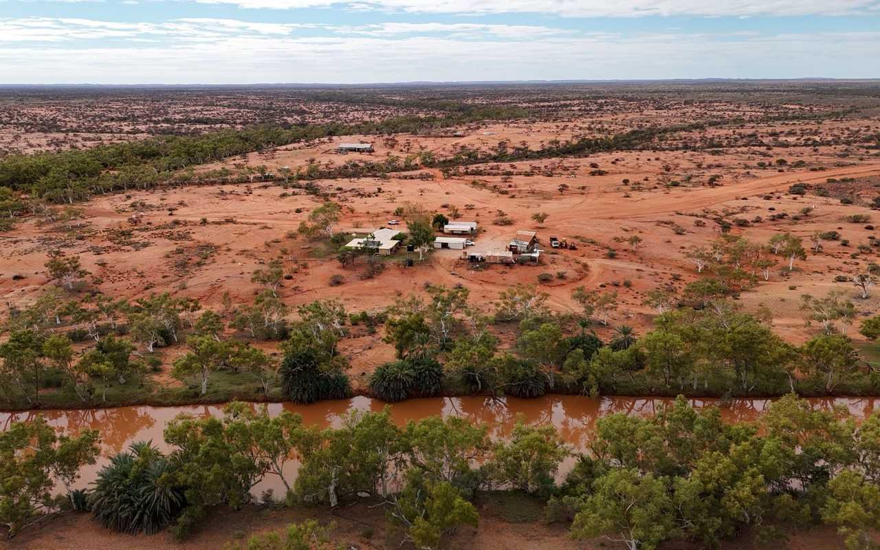 Ex-Rich Lister Tony Haggarty puts historic Goonoo Goonoo Station on the ...