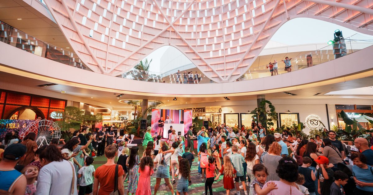 Dexus buys 25% stake in Westfield Chermside for $683m - Green Street News