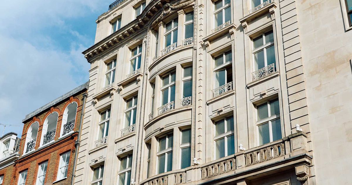 Cola in talks to sell £70m Conduit Street block - Green Street News