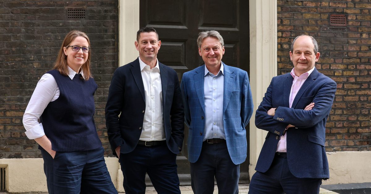 Carter Jonas hires senior duo for industrial and logistics team - Green ...