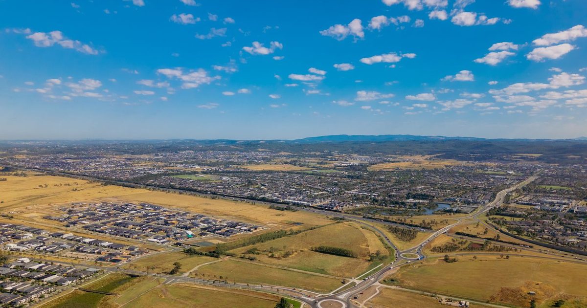 Developer swoops on land in Melbourne's southeast - Green Street News