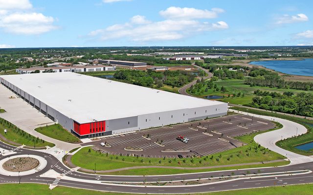 Big-box distribution center in land-constrained slice of Inland Empire ...