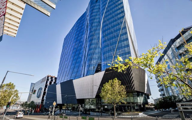 Dexus sells Sydney office for 21pc discount - Green Street News